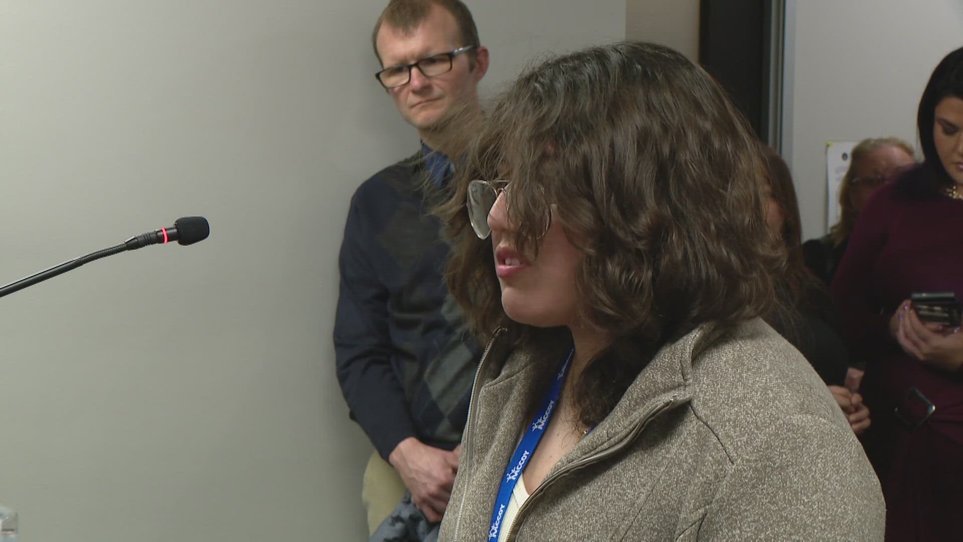 Indiana bill dealing with immigration enforcement heads to full House ...