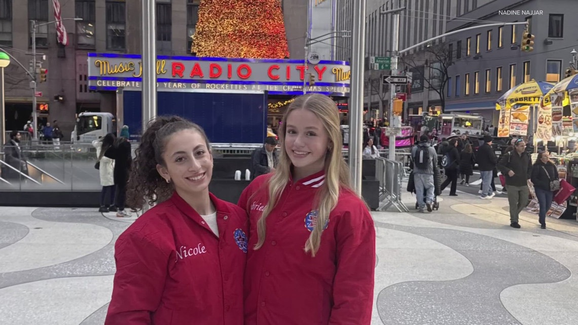 2 central Indiana dancers perform in Macy's Thanksgiving Day Parade ...