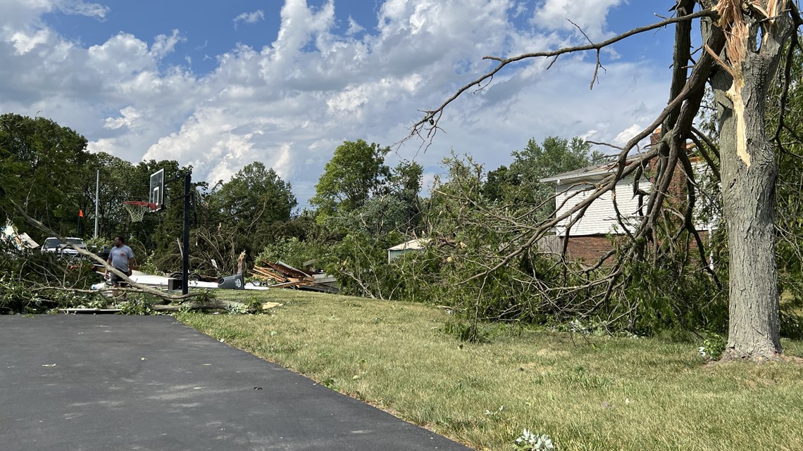 Tornadoes, storms leave widespread damage in Indiana | wthr.com