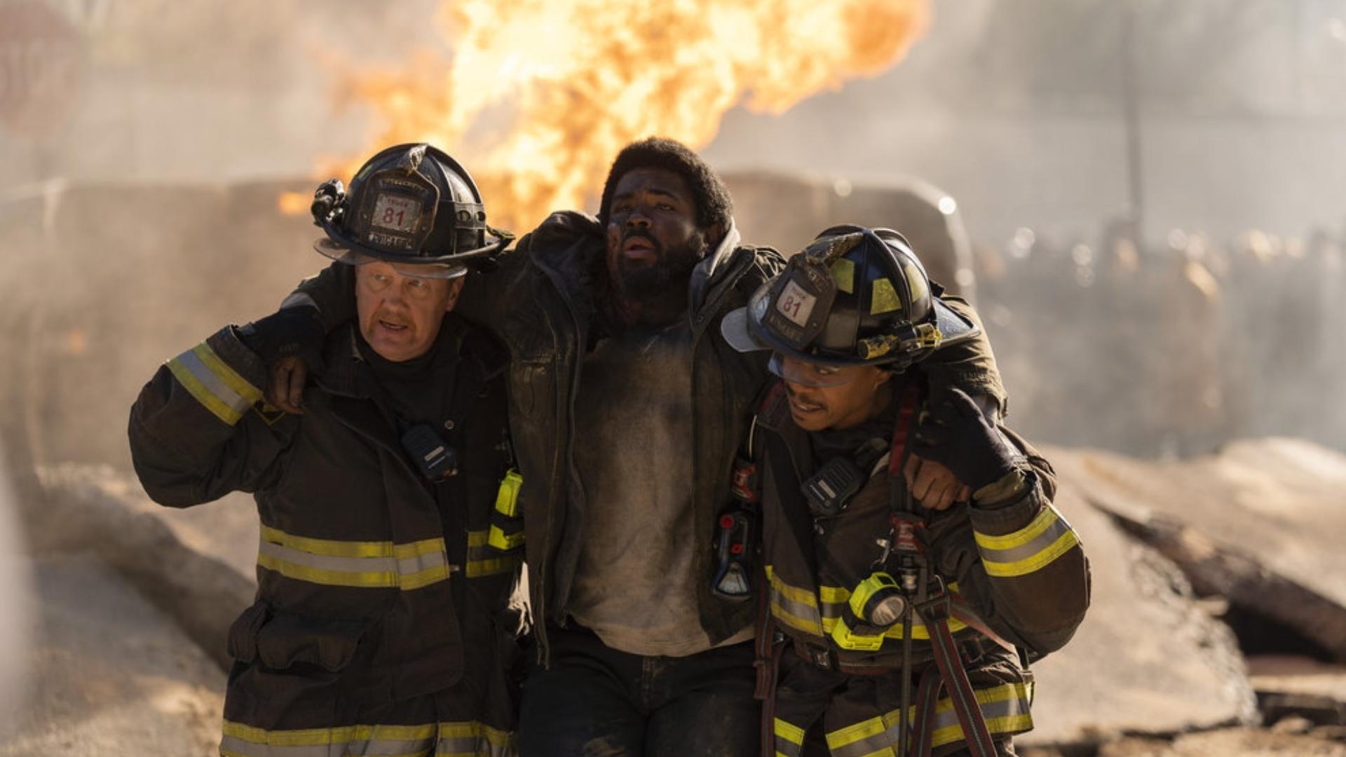 Darren Barnet, Miranda Rae Mayo, LaRoyce Hawkins preview 'Chicago ...