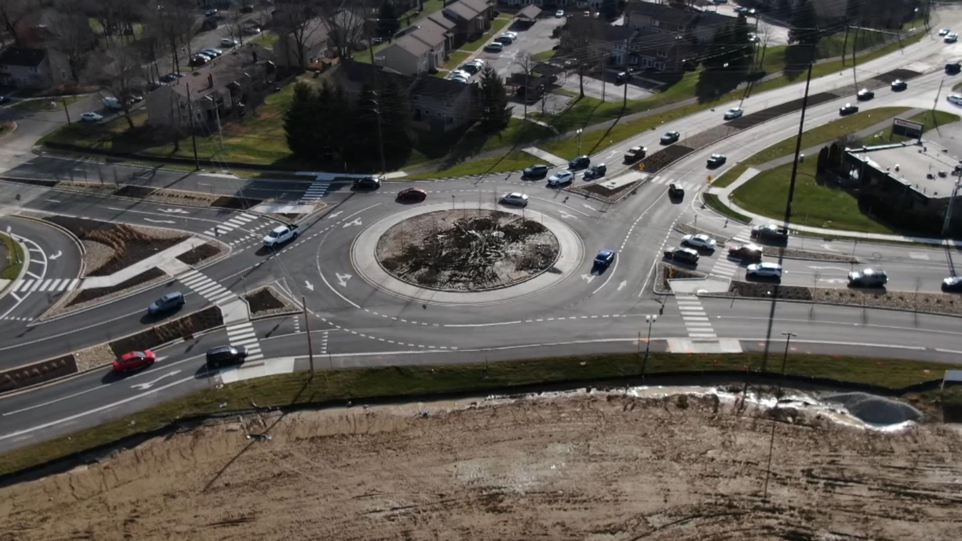 Drivers frustrated with 96th Street and Allisonville Road roundabout | wthr.com
