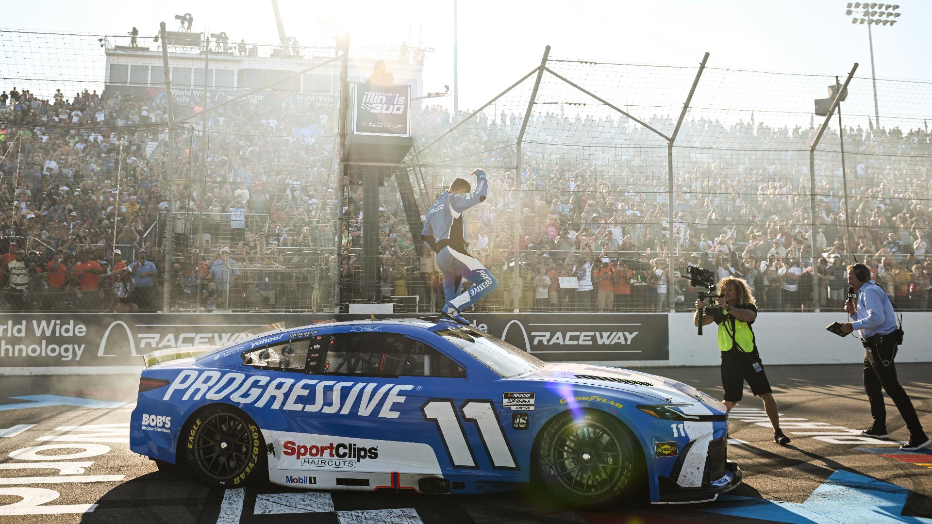 Denny Hamlin advances in NASCAR playoffs win win at Gateway | wthr.com