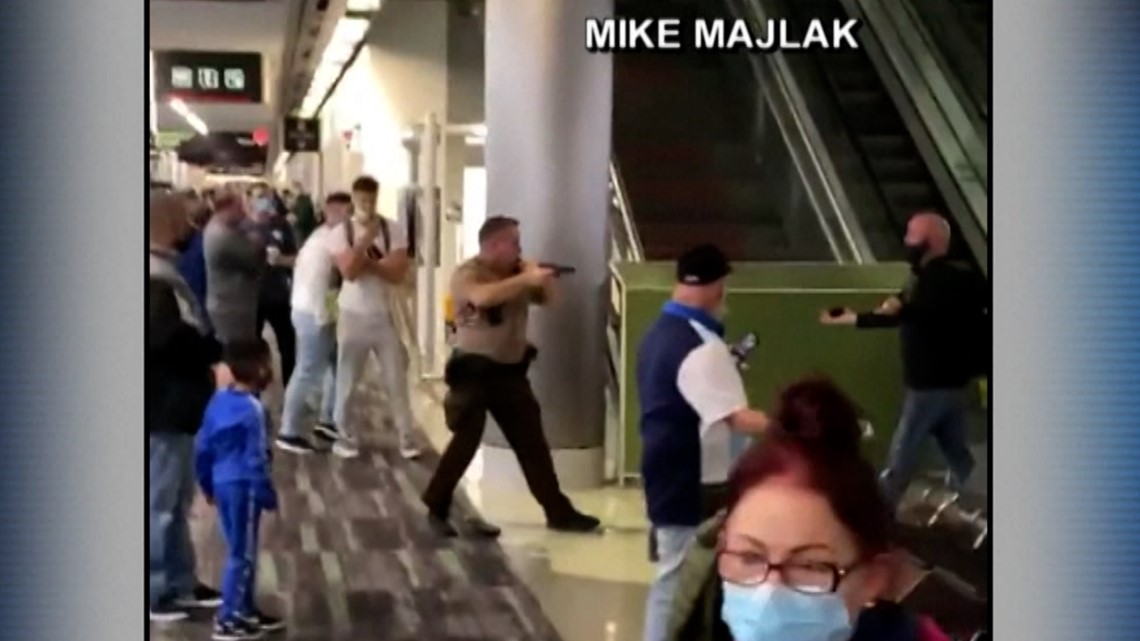 2 arrested in brawl at Miami airport | wthr.com