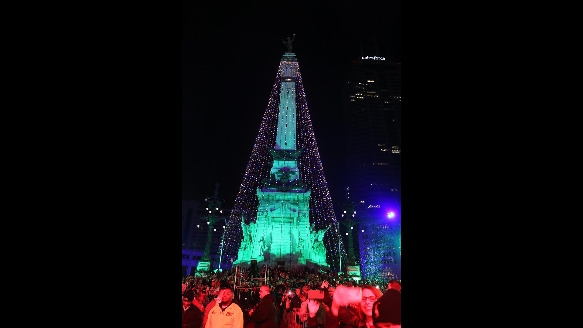 PHOTOS: 60th Circle of Lights on Monument Circle | wthr.com