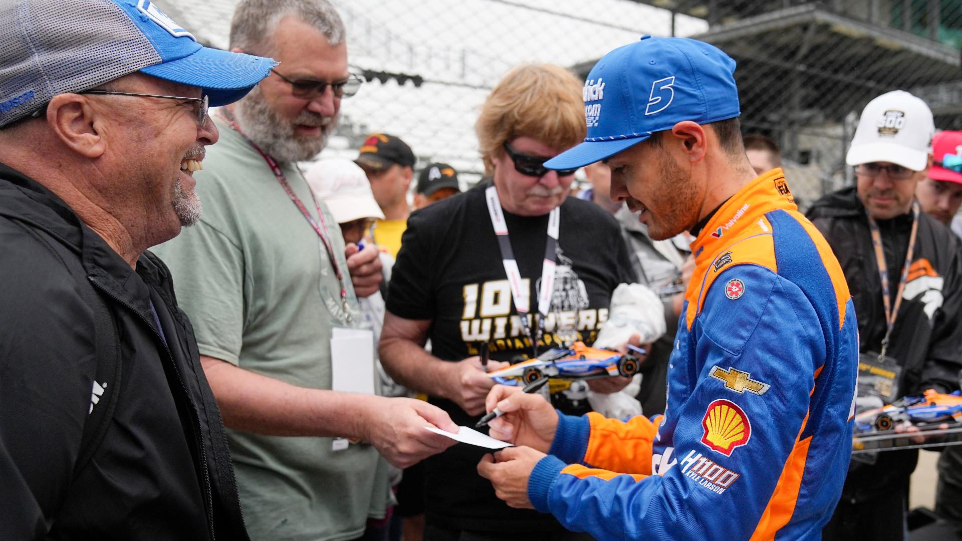 Larson off to wet, rocky start in Indy 500, NASCAR double quest | wthr.com