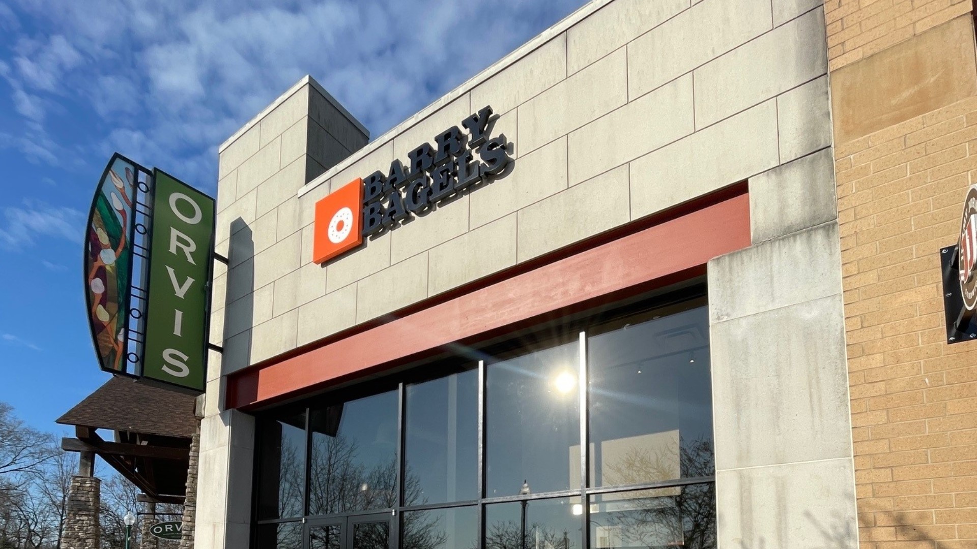 Barry Bagels opens Clay Terrace location | wthr.com