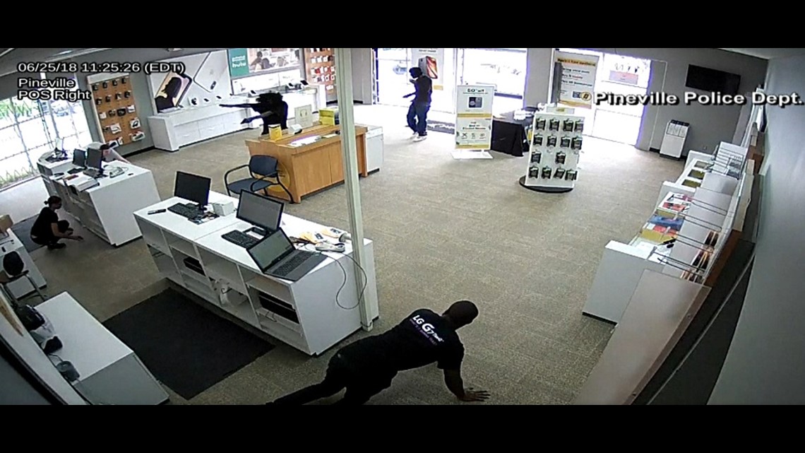 Caught on camera: cell phone store robbery | wthr.com