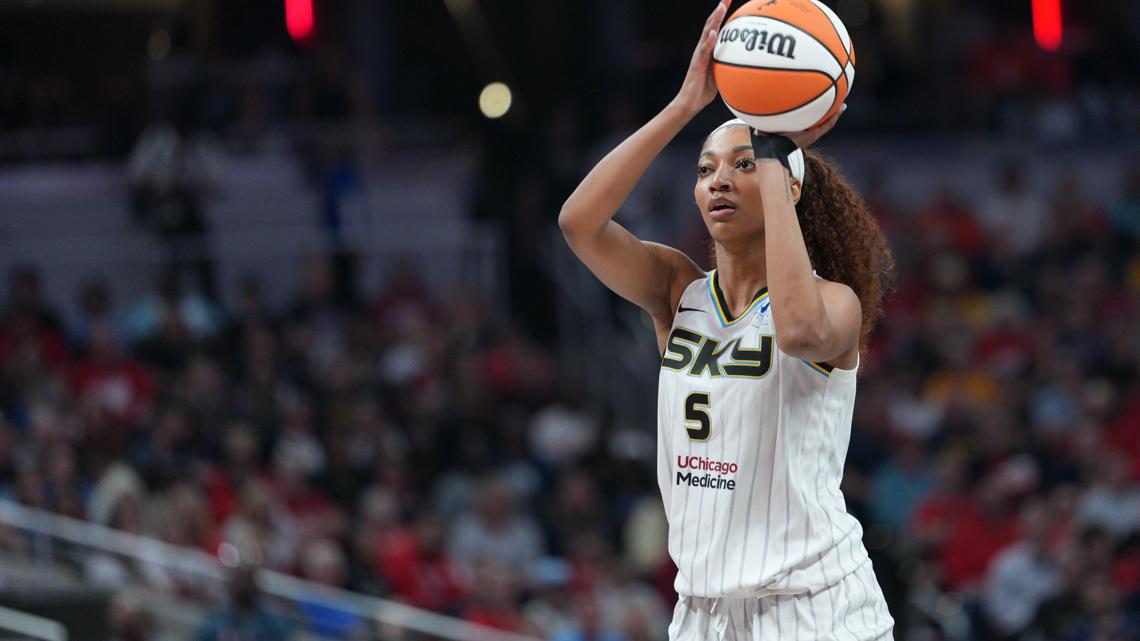 Caitlin Clark scores triple-double as Fever beat Sky 93-58 in WNBA opener | wthr.com