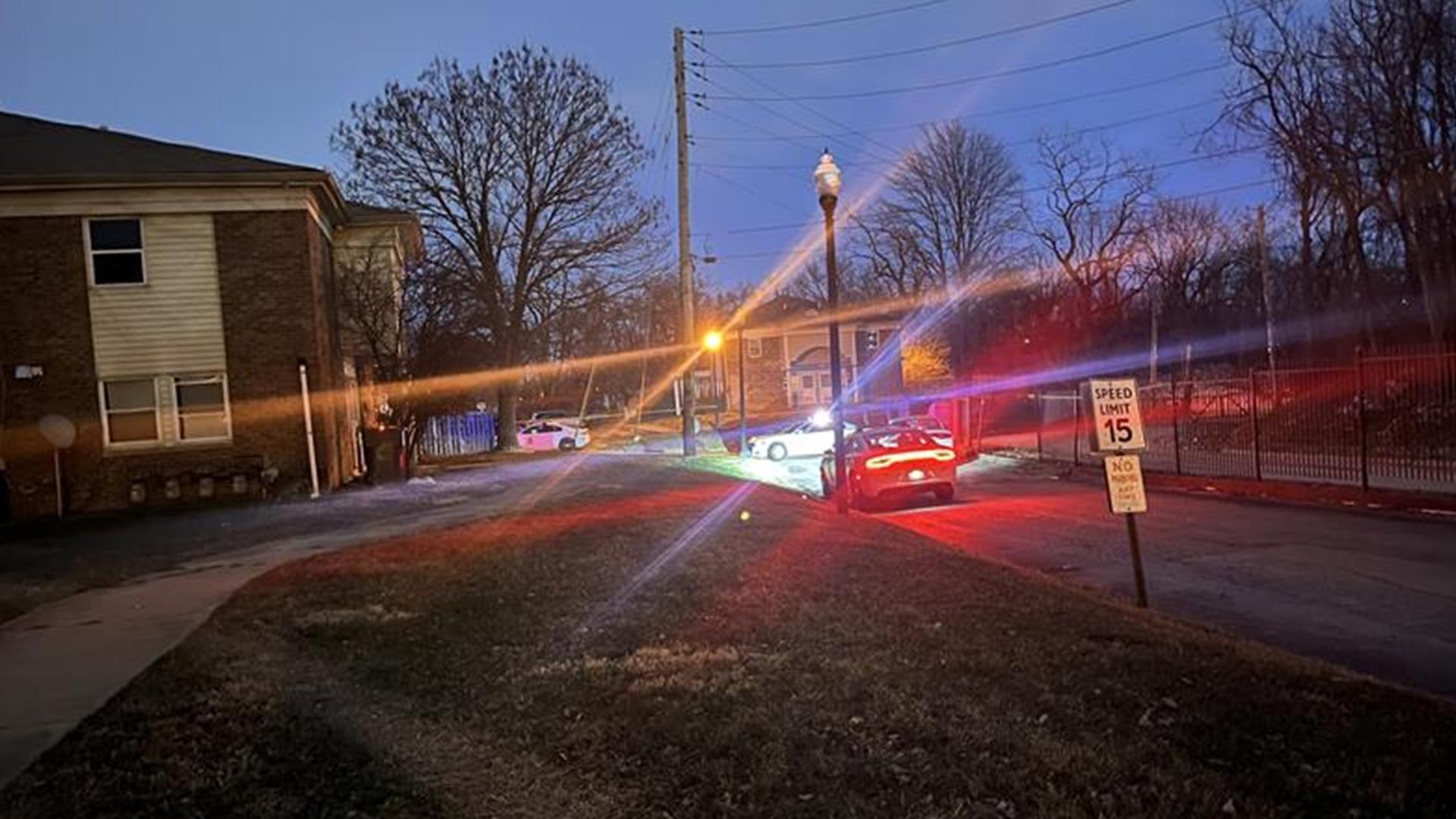 2 fatally shot inside stolen vehicle, 2 injured, including juvenile, on ...