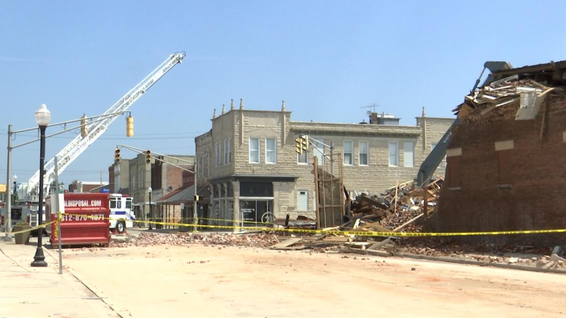 Linton's Main Street reopens after building collapse | wthr.com
