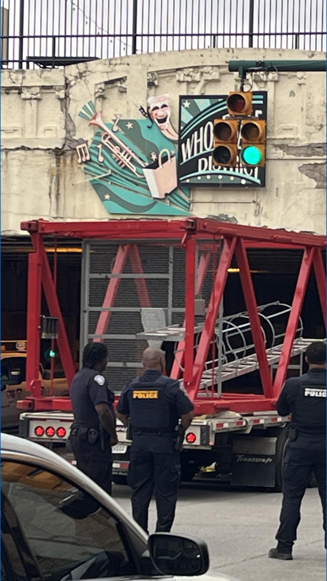 Truck hits bridge in downtown Indianapolis | wthr.com
