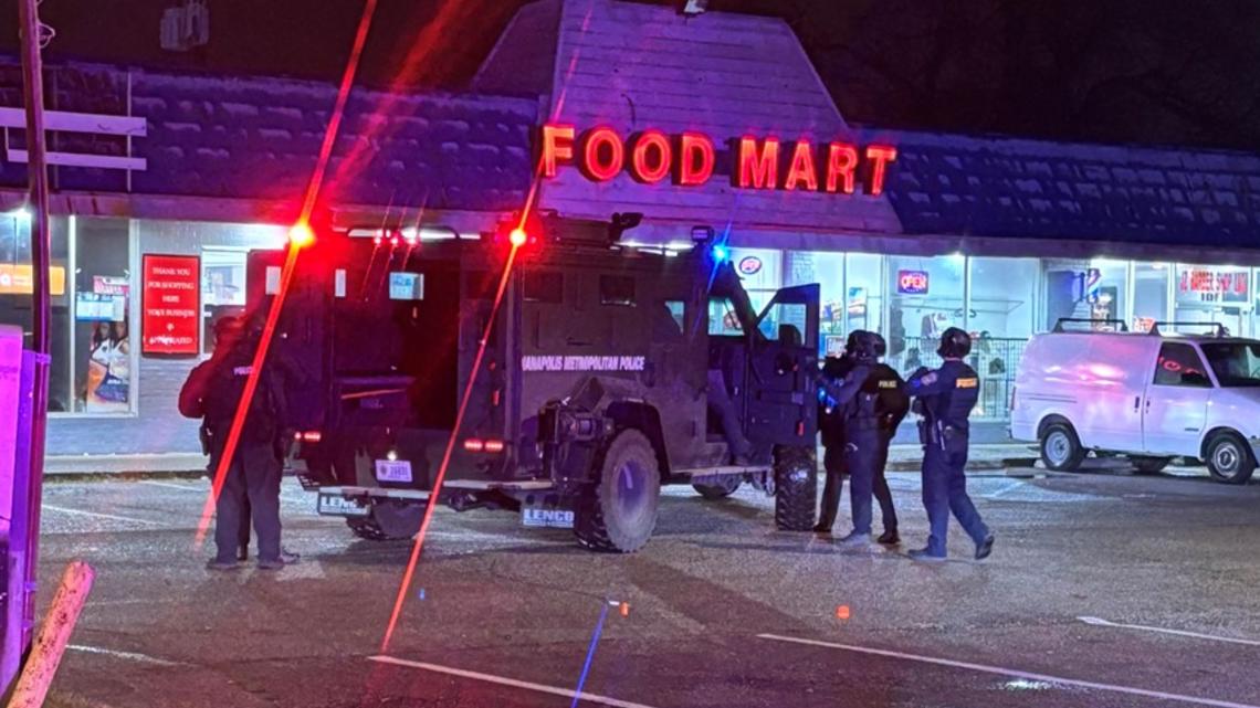 IMPD SWAT arrest inside Indy business | wthr.com