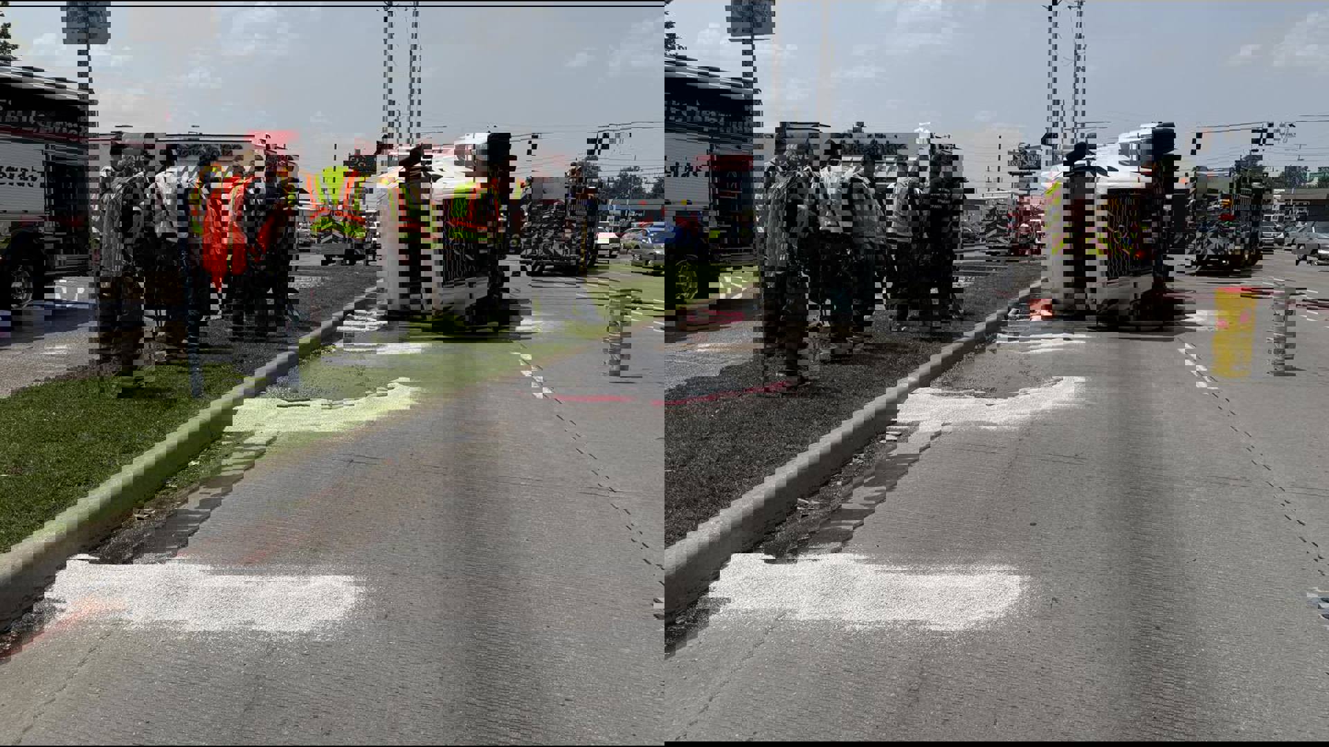 Overturned semi spills battery acid on west side of Indianapolis | wthr.com