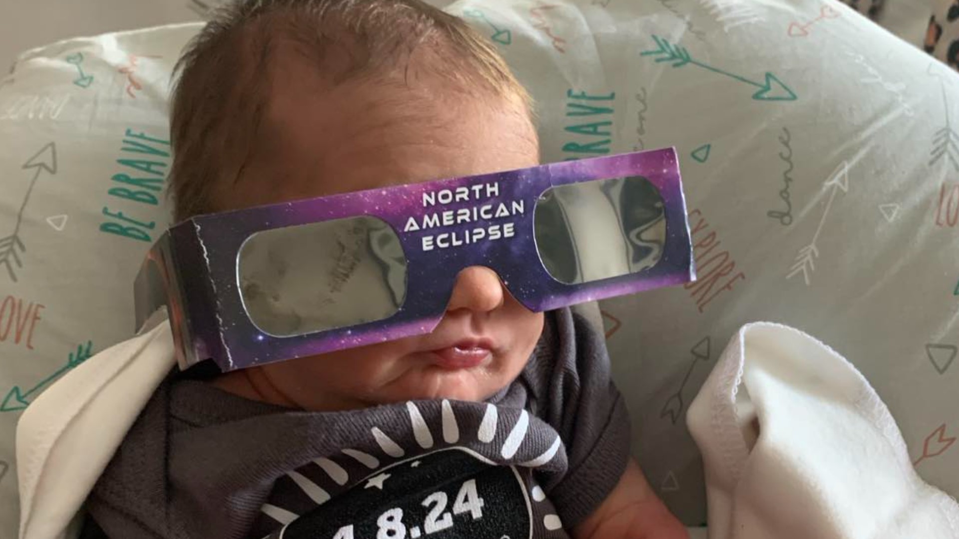 Babies at CHN hospitals dressed up to mark solar eclipse | wthr.com