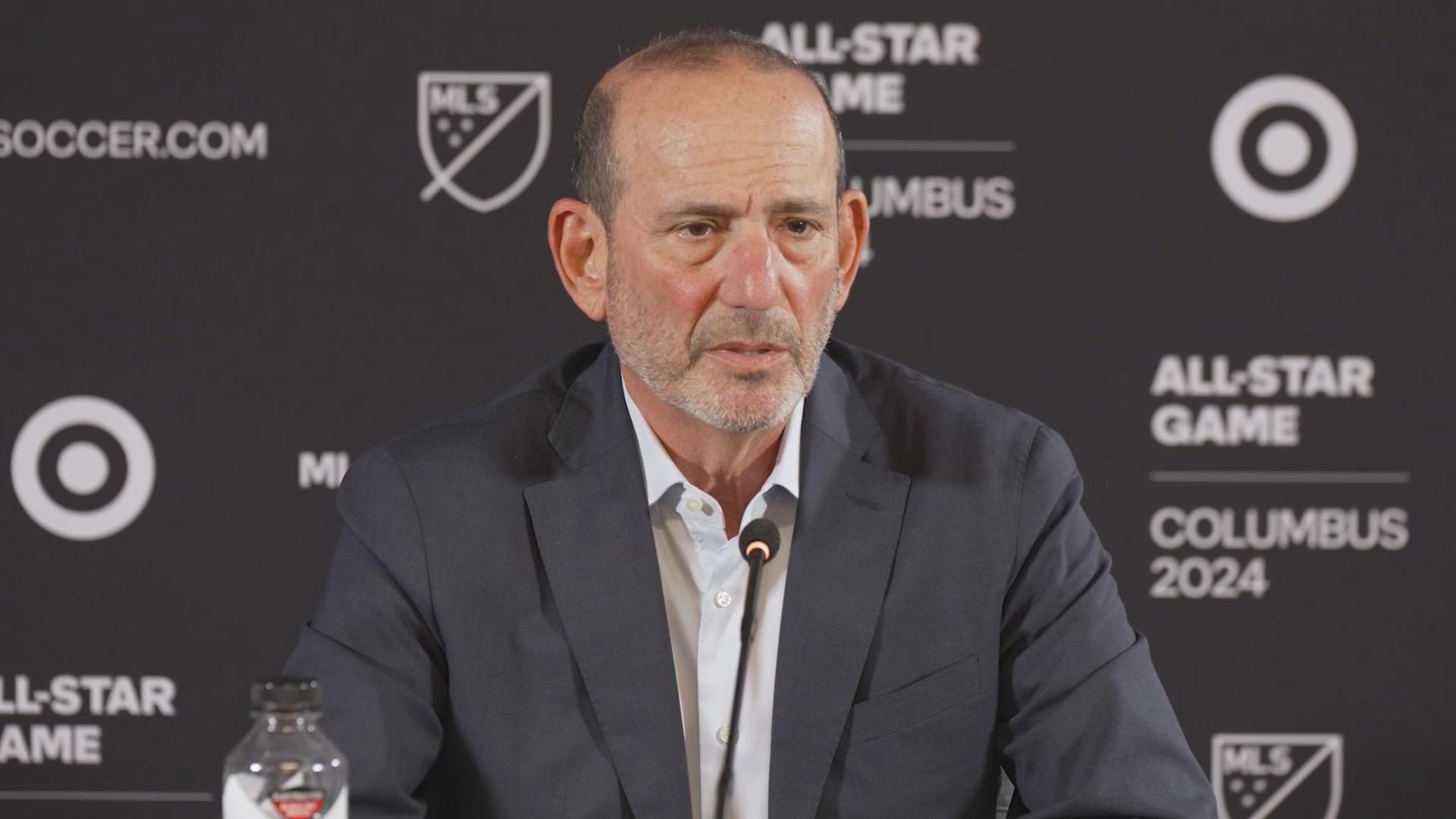 MLS commissioner takes in Indiana Pacers game with Mayor Joe Hogsett ...