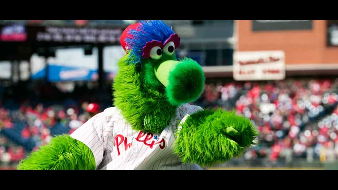 Phillies fan injured by flying hot dog launched by Phanatic mascot ...