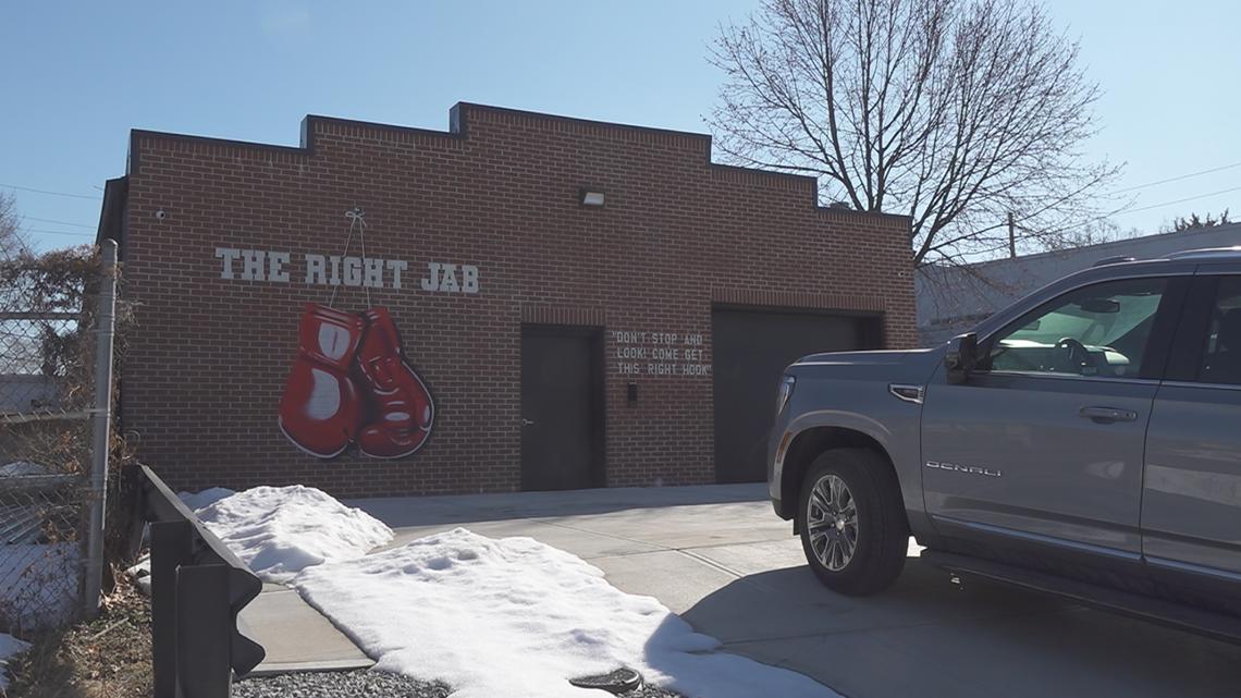Mike Epps' boxing gym opens on Indy's near northeast side | wthr.com