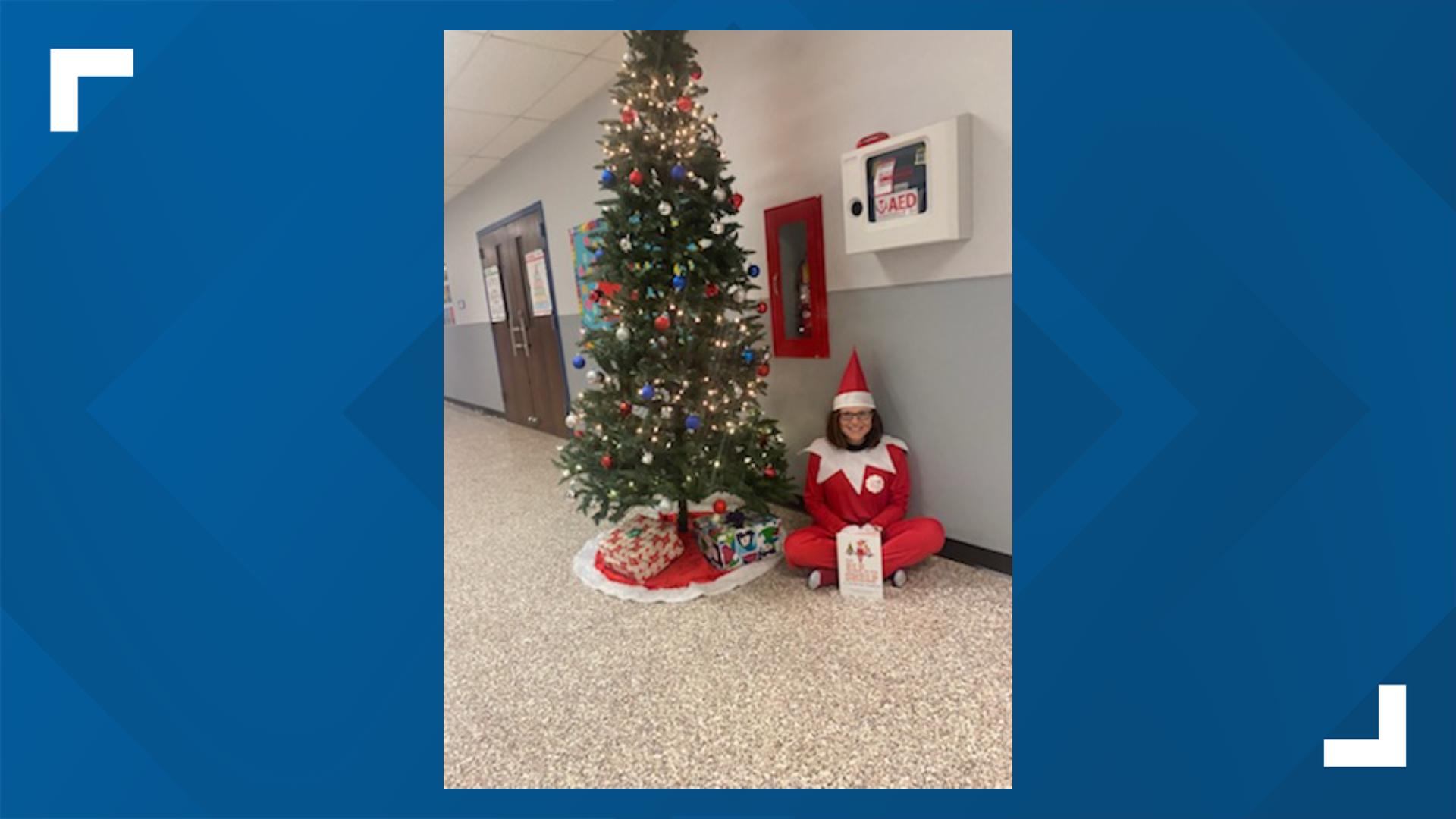 Shelbyville principal goes all in as 'Elf on the Shelf' | wthr.com
