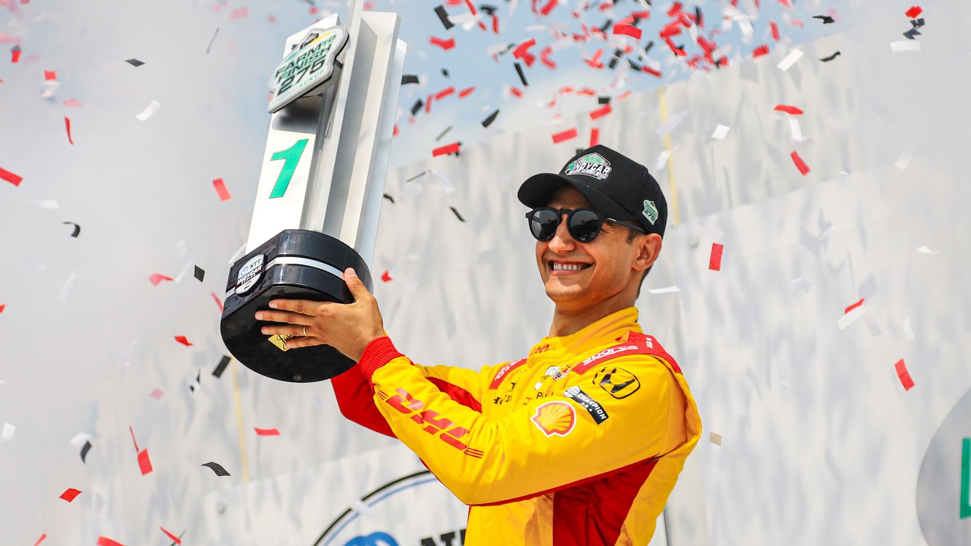 Alex Palou wins 7th IndyCar race of 2025 at Iowa Speedway | wthr.com