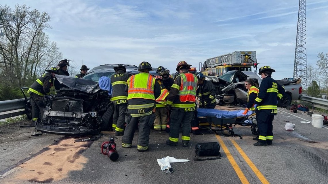 1 killed in 3-vehicle Avon crash | wthr.com