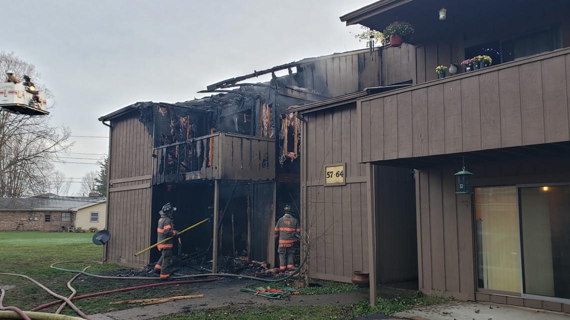 Firefighter among 5 hurt in Connersville apartment fire | wthr.com