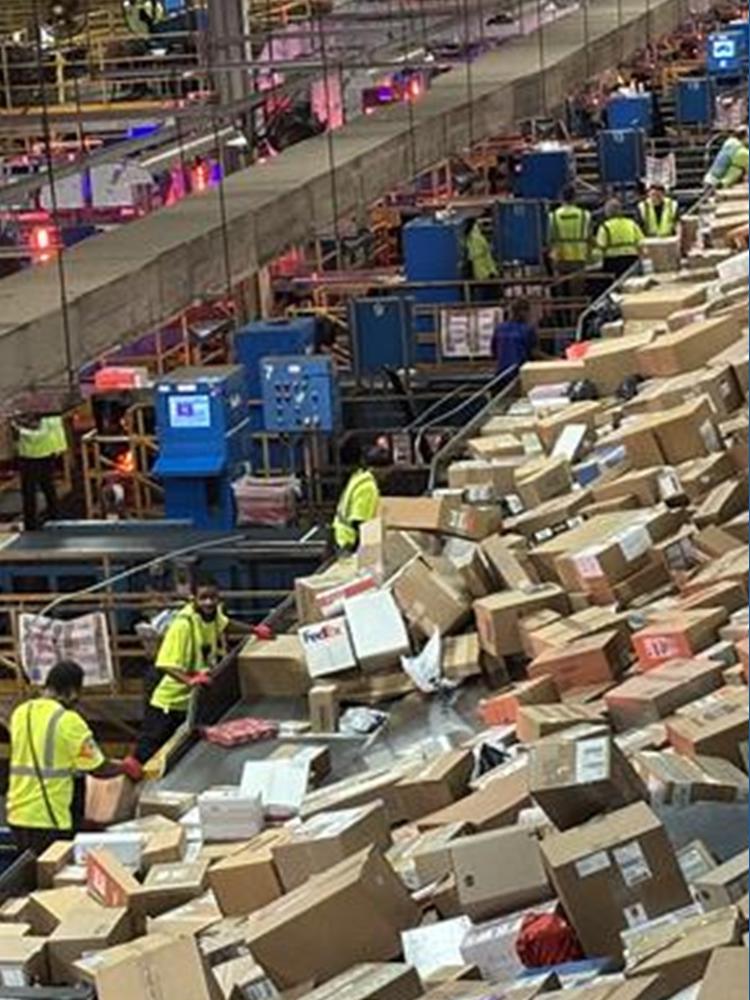 Indy FedEx Hub prepares for holiday package influx | wthr.com