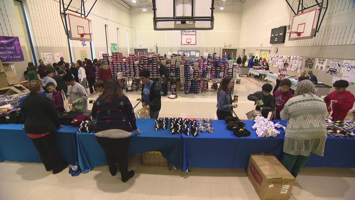 IPS School 46 students get new shoes, gloves and more | wthr.com