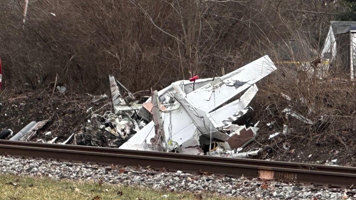 20-year-old man dead in plane crash on Indy's south side | wthr.com