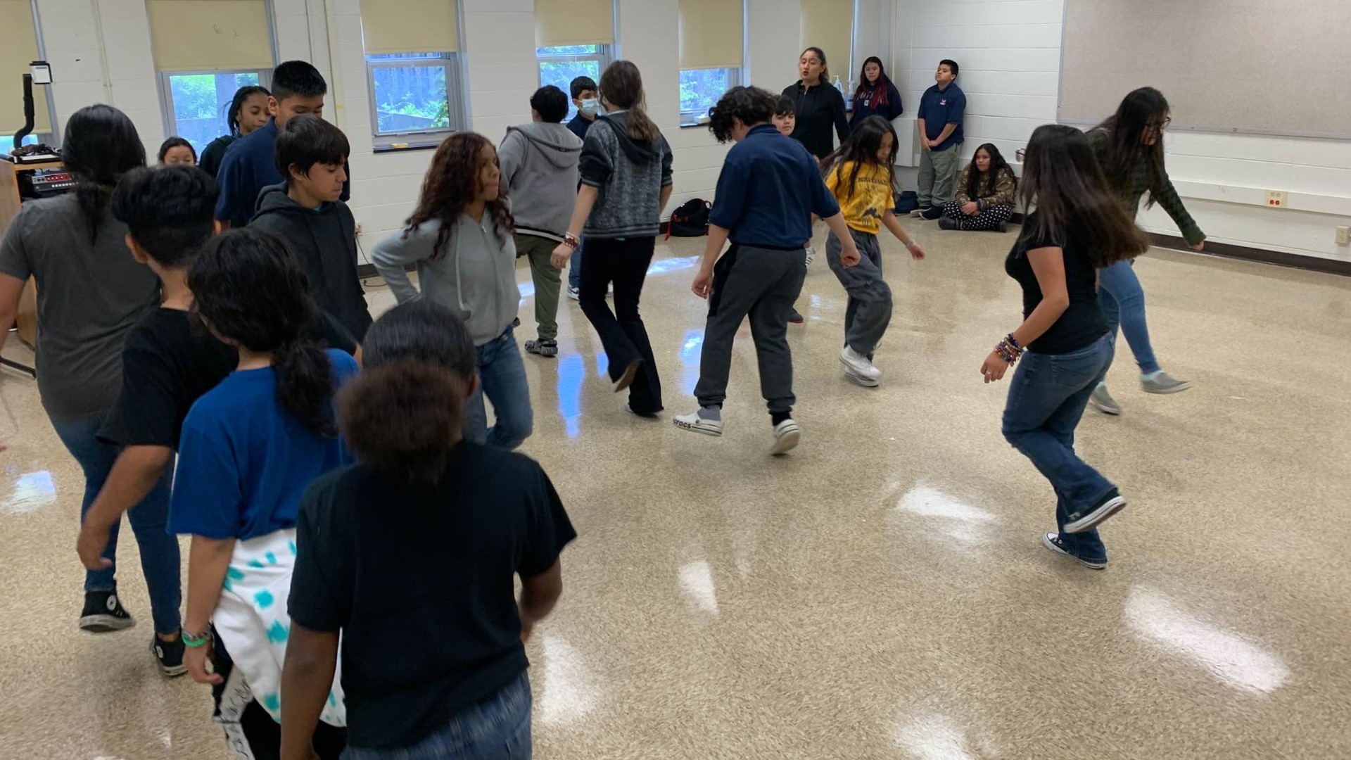 GALLERY: Indianapolis Monarca Academy opens | wthr.com