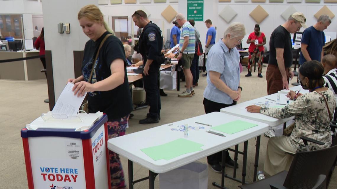Hogsett announces pay increase for Election Day poll workers | wthr.com