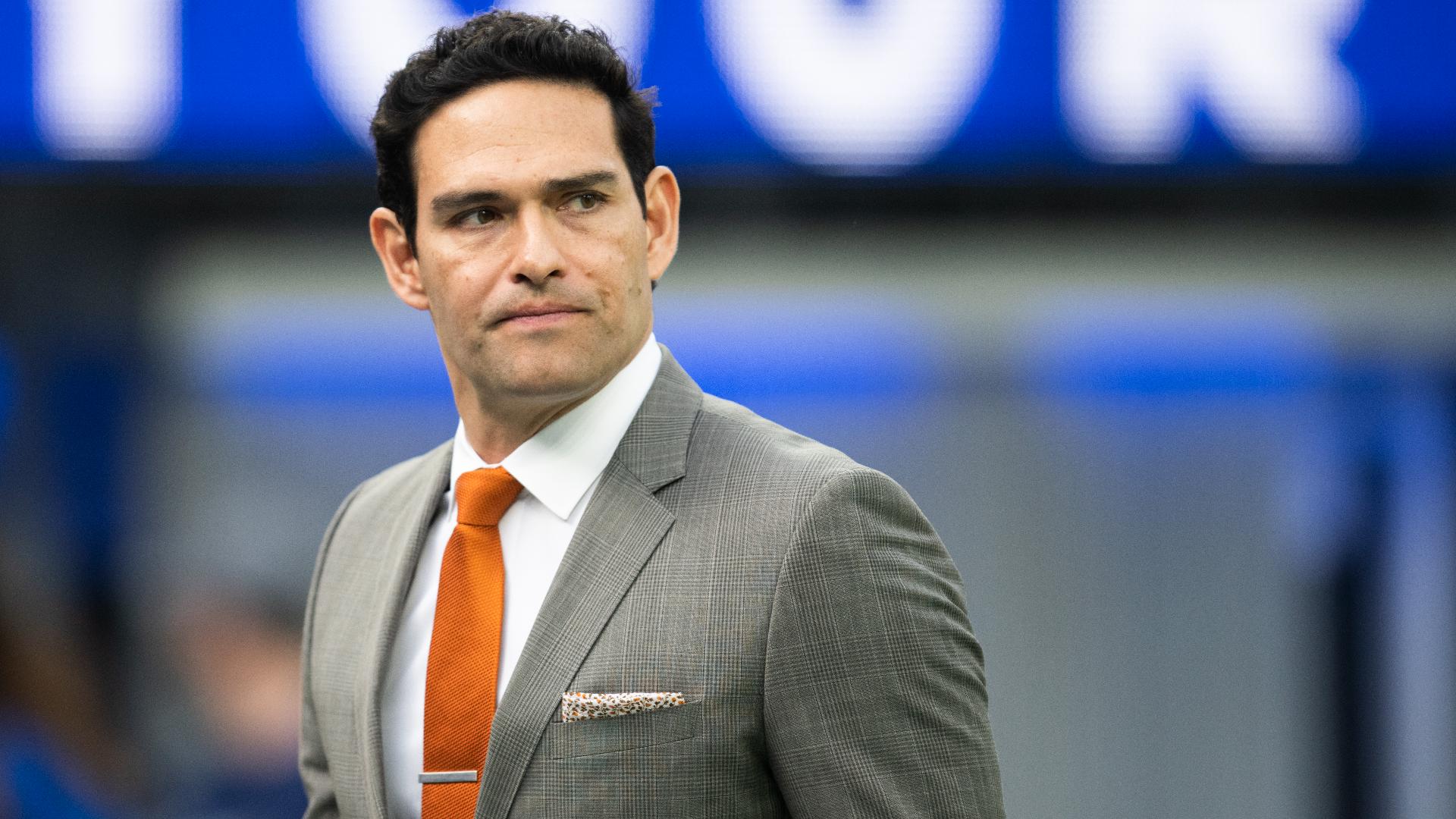 Ex-NFL quarterback, FOX Sports analyst Mark Sanchez arrested for ...