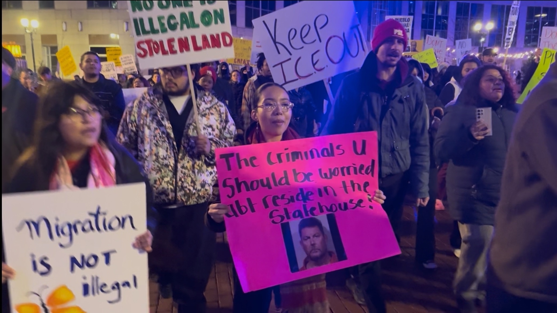 Indianapolis protesters rally against immigration raids | wthr.com