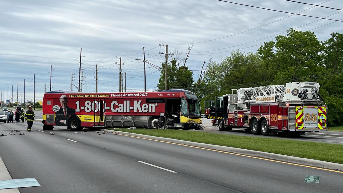 Driver injured when IndyGo bus hits guardrail, crashes across median on ...