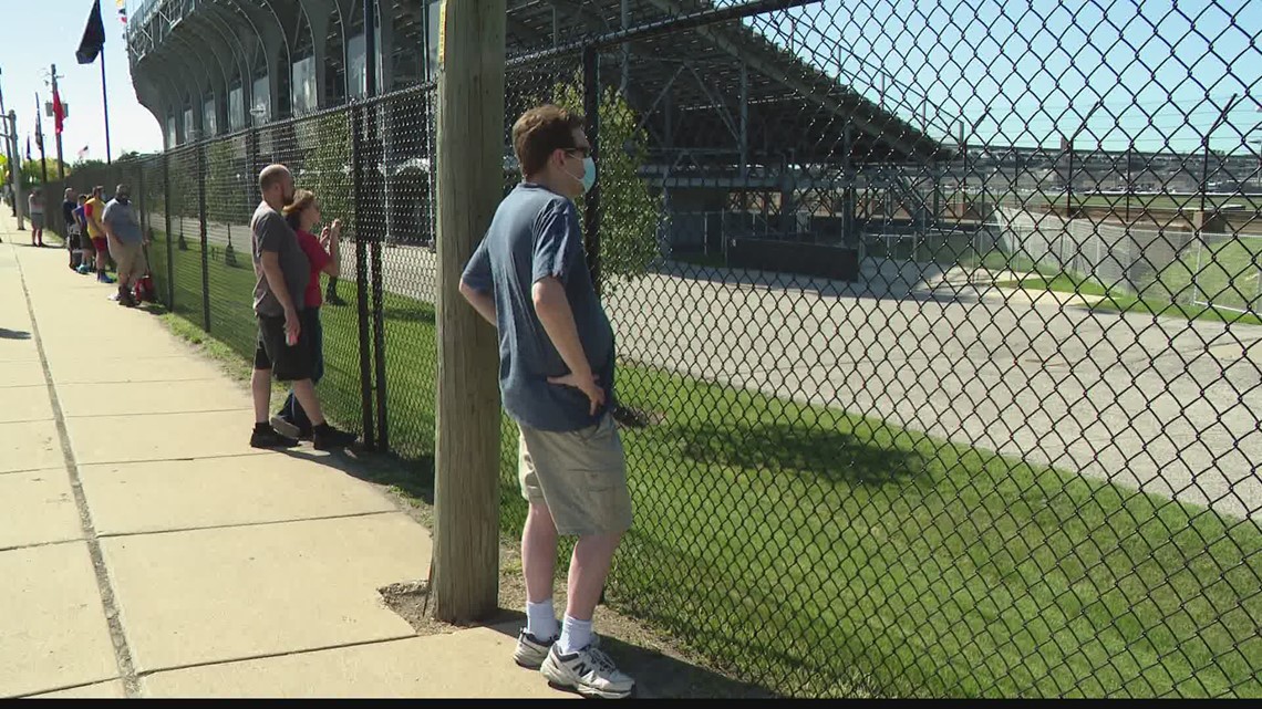 Race fans gather outside IMS gates to watch final day of Indy 500 ...
