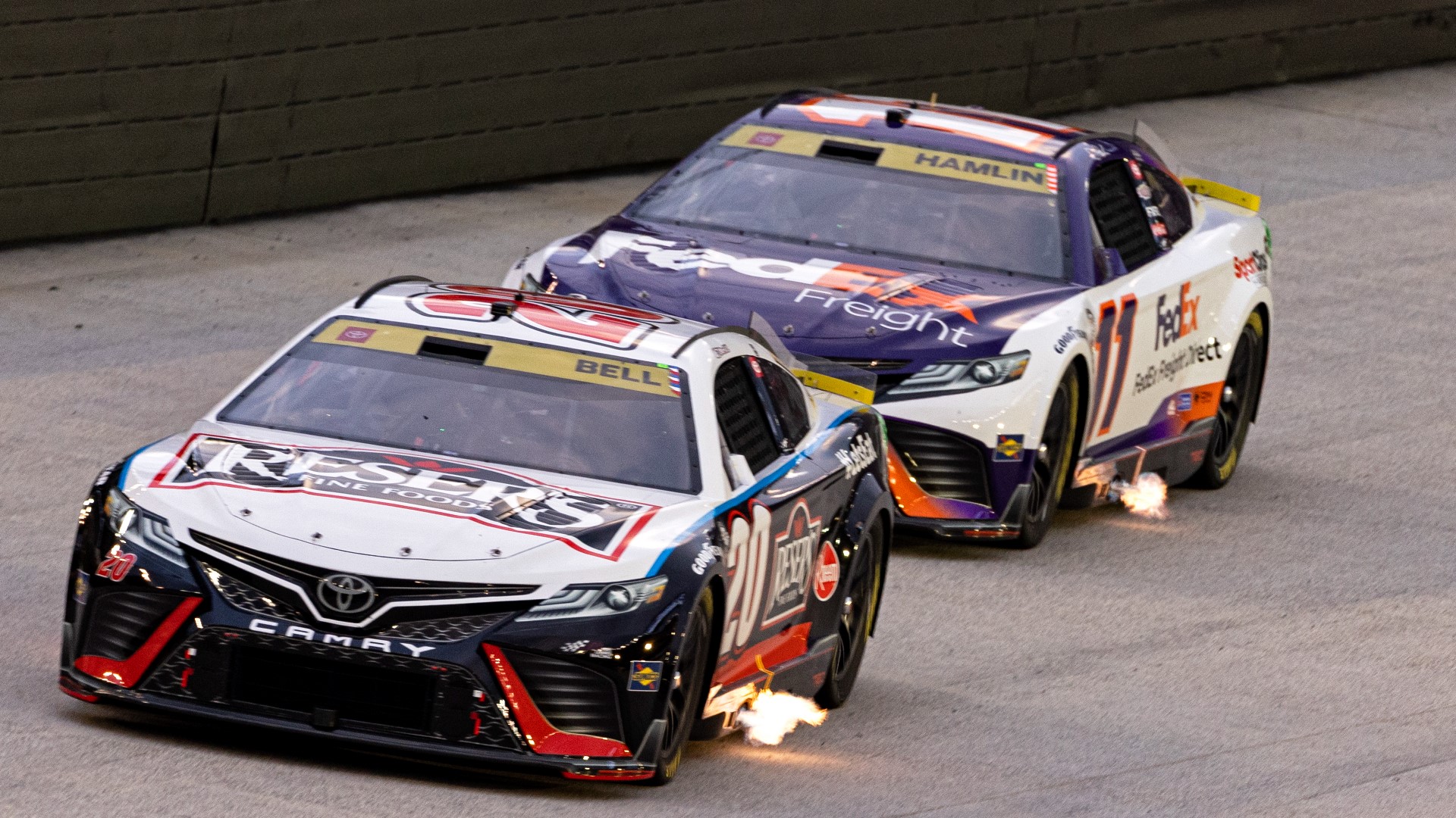 Hamlin wins NASCAR cut race, reigning champ Logano eliminated | wthr.com