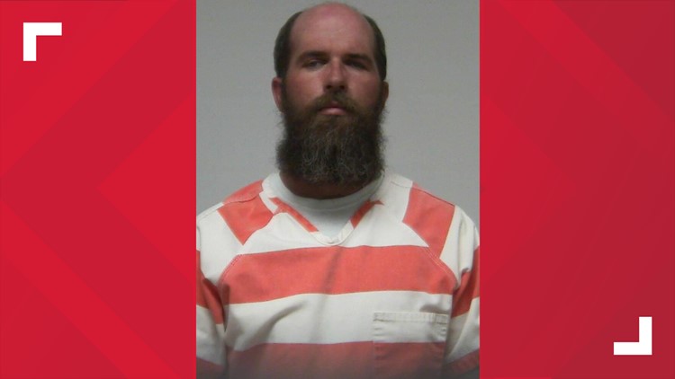 Indiana contractor arrested, accused of fraud | wthr.com