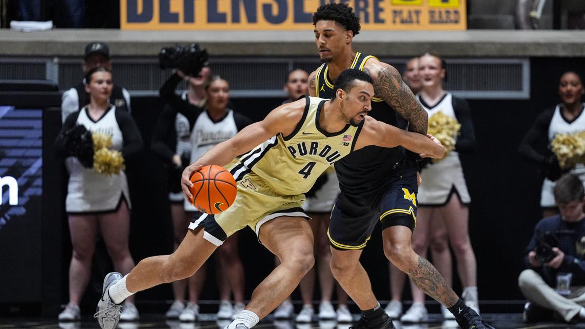 No. 1 Michigan uses strong interior game to beat up Purdue at Mackey ...