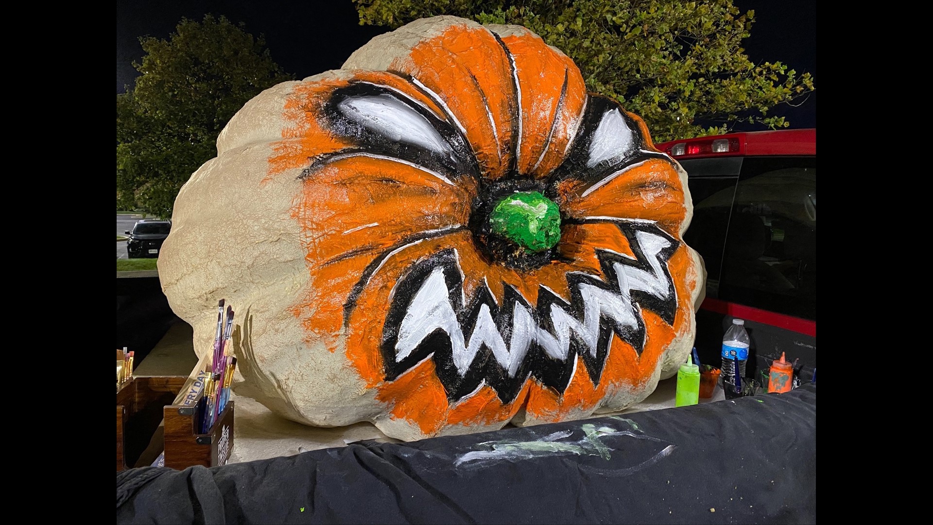 Smiley Morning Show Pumpkin Drop 2021 held in Plainfield | wthr.com