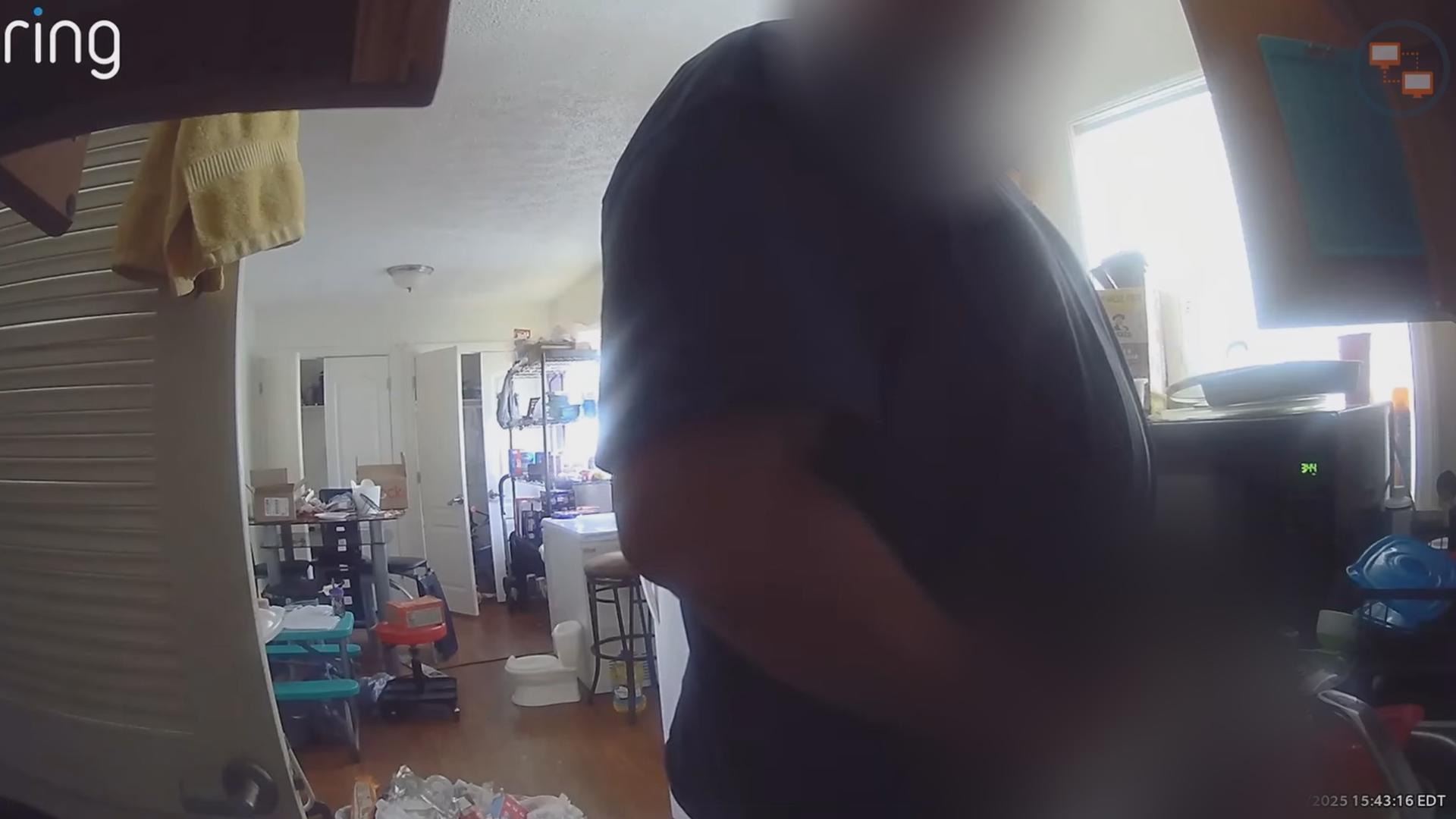 Woman captures maintenance worker peeing into her sink while alone in ...