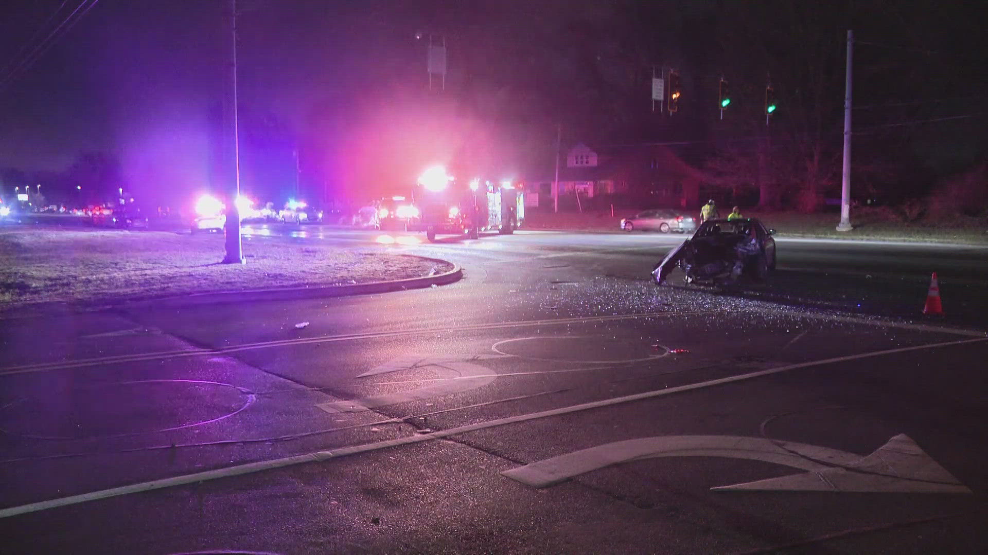 Police: At least 1 killed in Rockville Road crash on Indy's far west ...