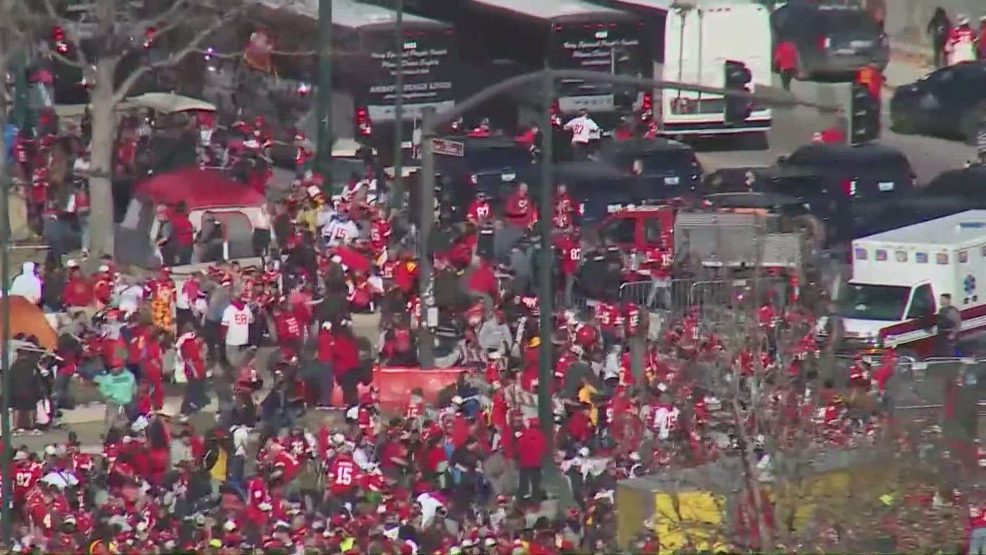 1 killed, at least 10-15 others hurt in Kansas City Super Bowl parade | wthr.com