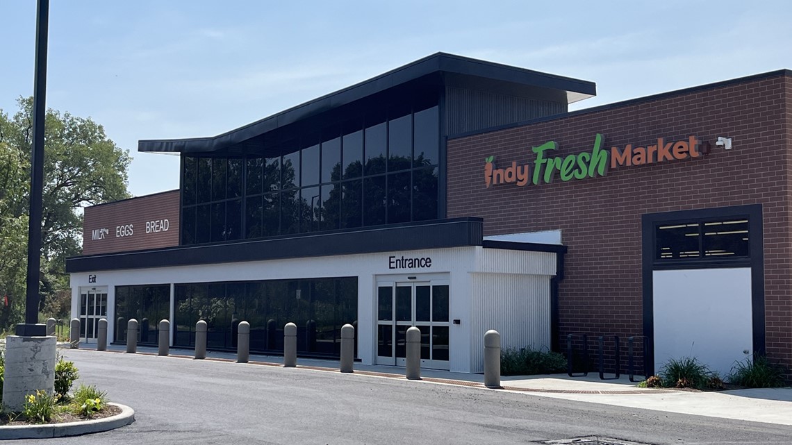 Indy Fresh Market holds job fair ahead of Aug. 30 opening | wthr.com