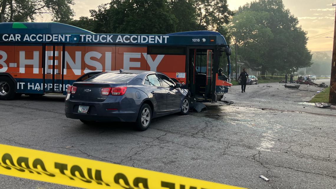 IMPD investigating serious crash involving IndyGo bus | wthr.com