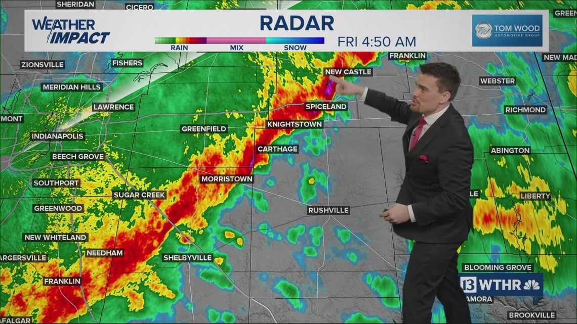 Tracking strong storms with gusty winds sweeping across Indiana Friday ...