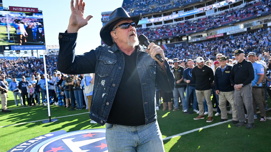 Country singer Trace Adkins to perform at Brown County Music Center ...