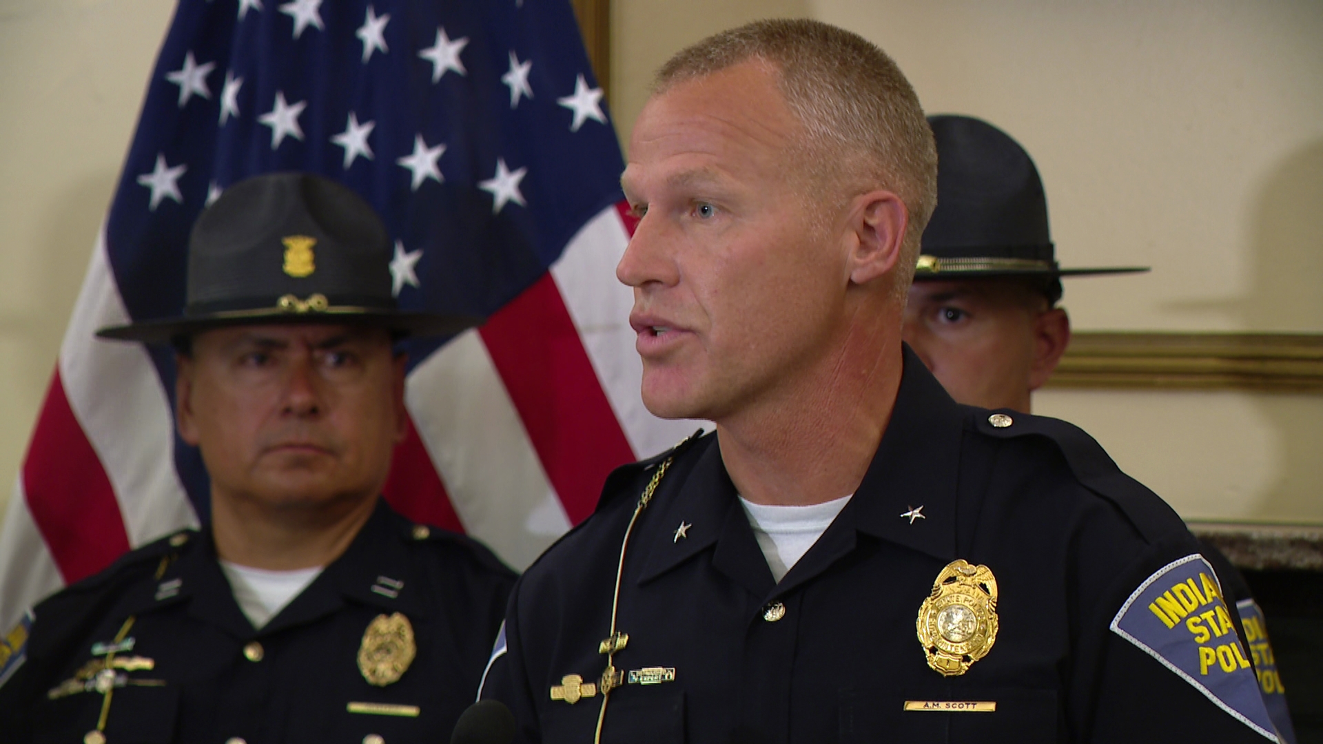 Indiana Gov. Mike Braun criticizes Indianapolis leaders over violence ...
