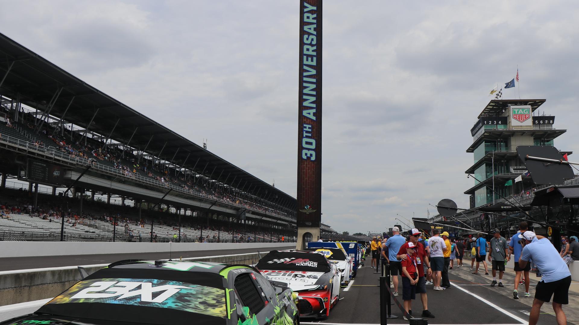 Brickyard 400 paint schemes | wthr.com