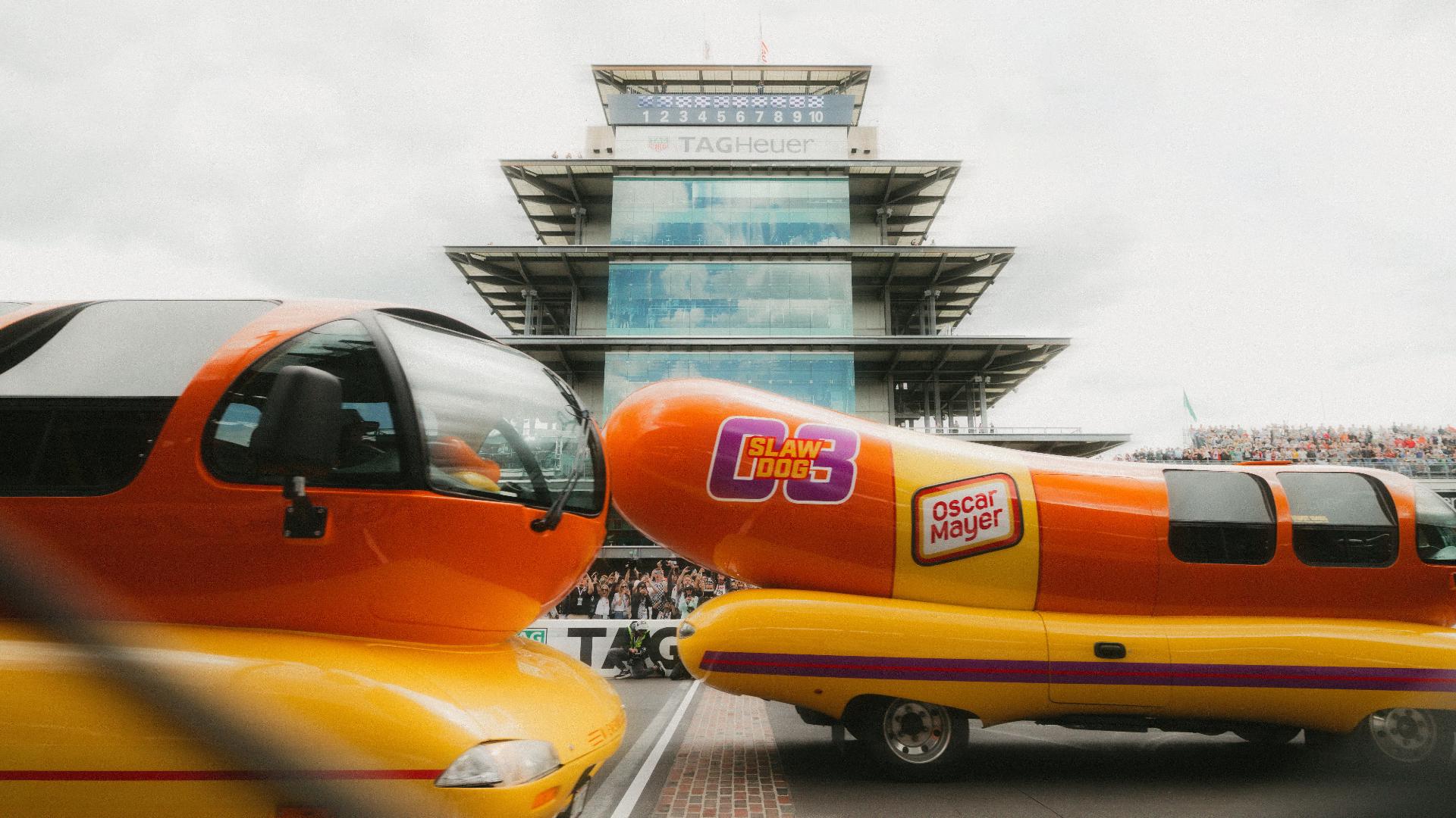 Wiener 500: Oscar Mayer Wienermobiles race at IMS | wthr.com