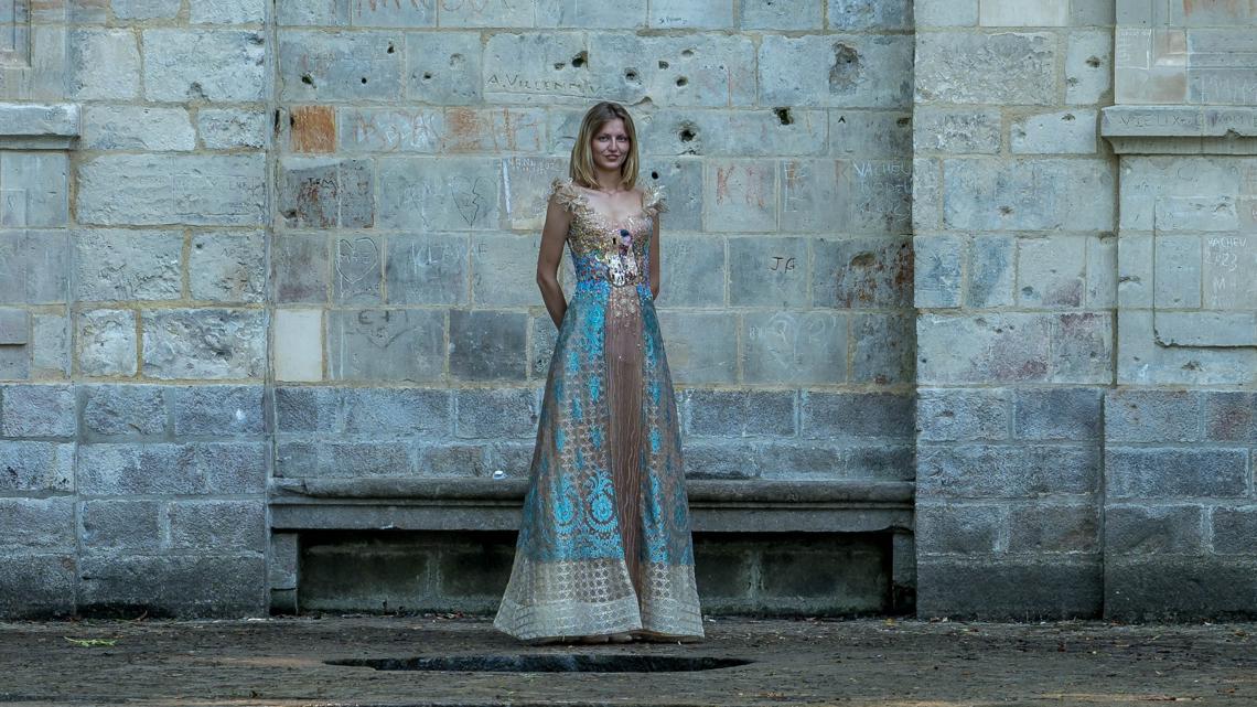 French fashion designer creates one-of-a-kind gowns | wthr.com