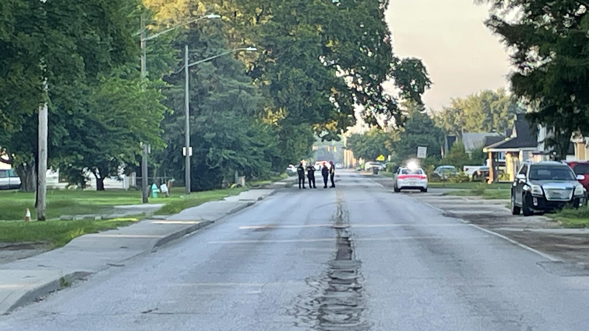 Bicyclist dies after hit-and-run crash on Indy's near NW side | wthr.com